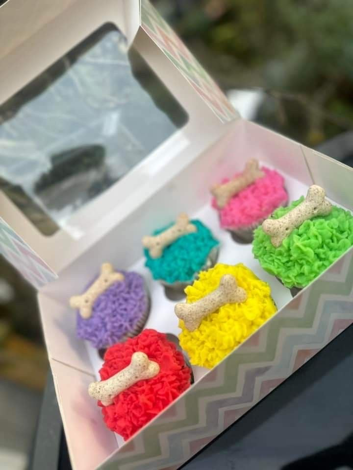 Tail Wag Cupcakes – The Furry Baker