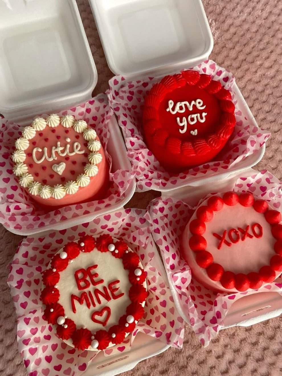 Pawlentine Cake – The Furry Baker